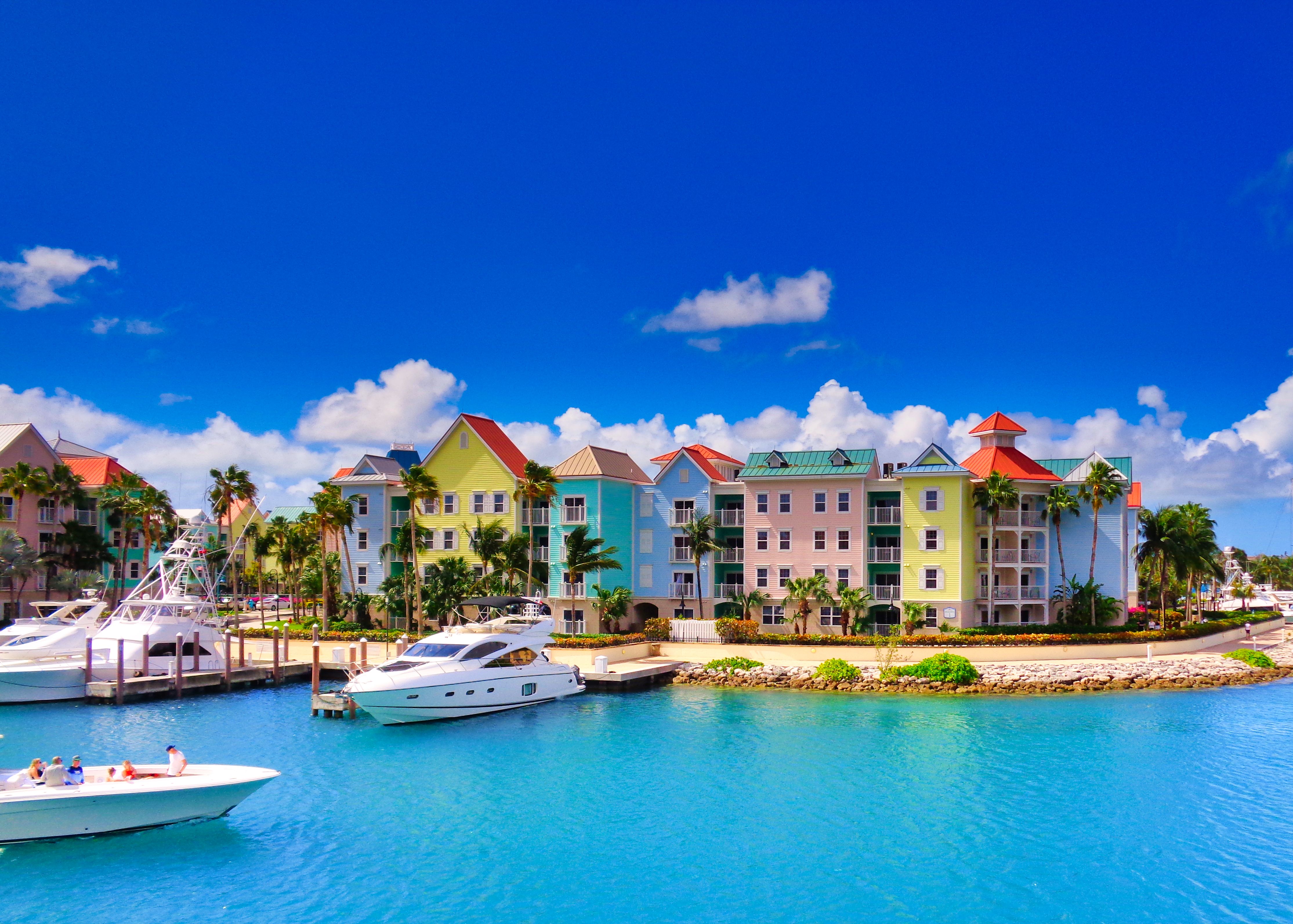 First Class-Flüge nach Bahamas | SWOODOO